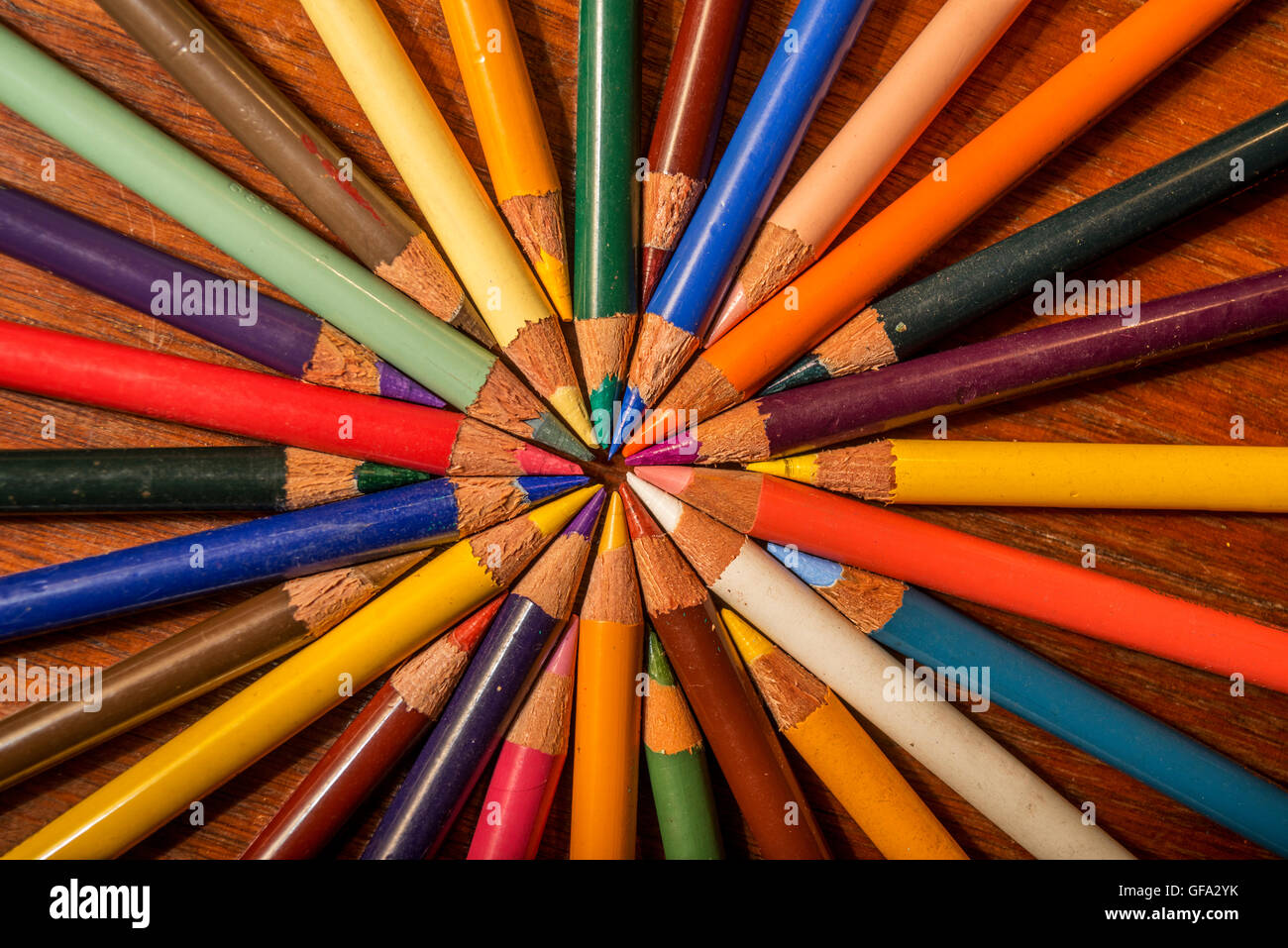 Crayons circles hi-res stock photography and images - Alamy