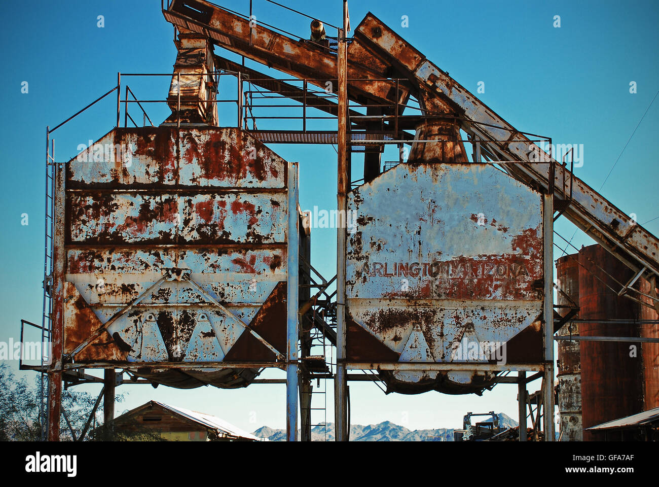 Rusty factory machinery Stock Photo - Alamy