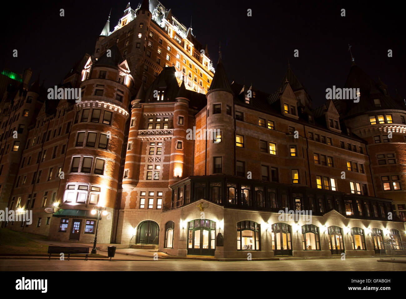 Canadian pacific building hi-res stock photography and images - Alamy