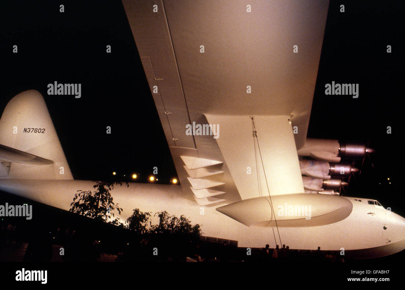 Spruce goose hi-res stock photography and images - Alamy