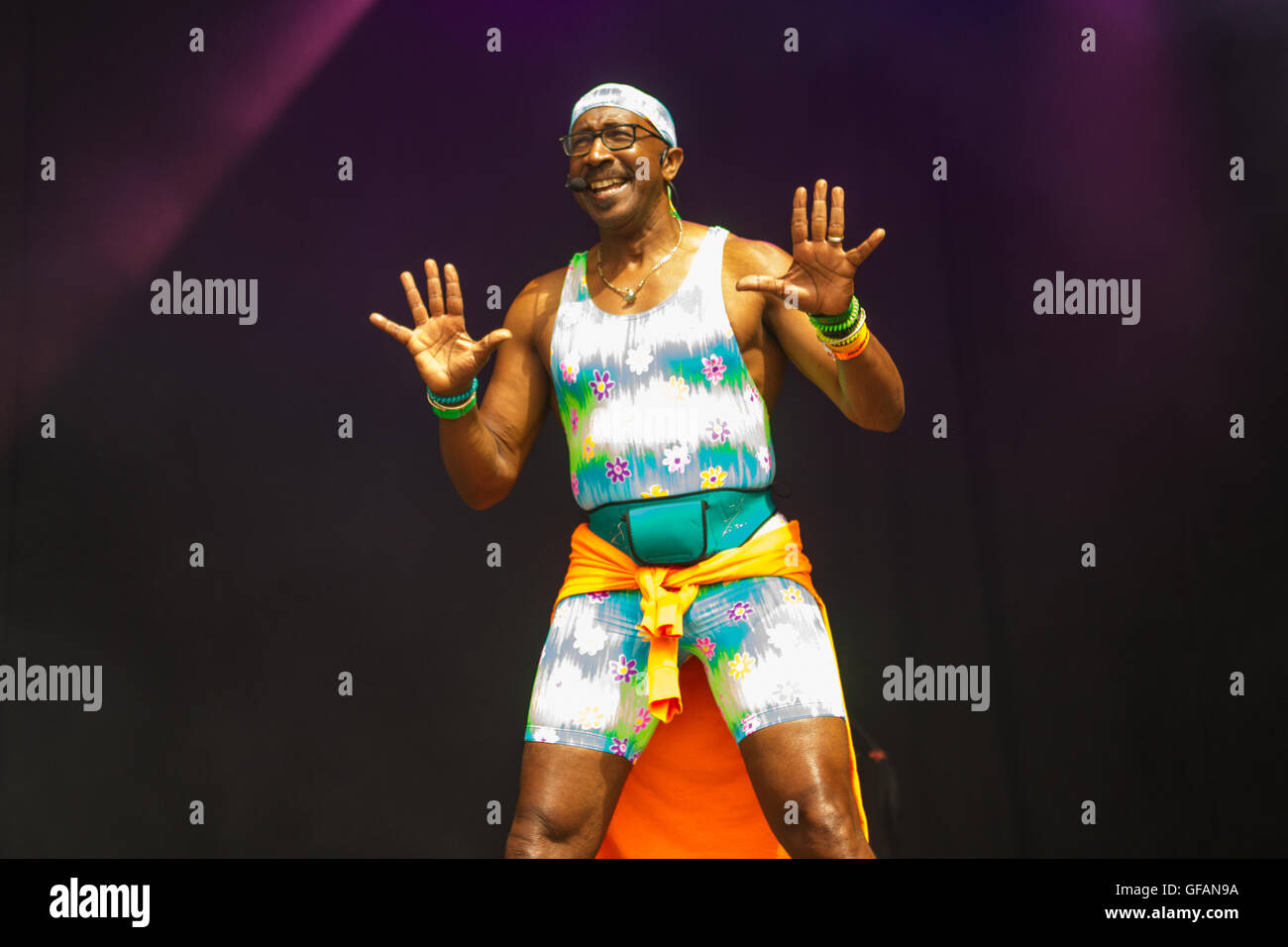 Mr motivator crowd hi-res stock photography and images - Alamy