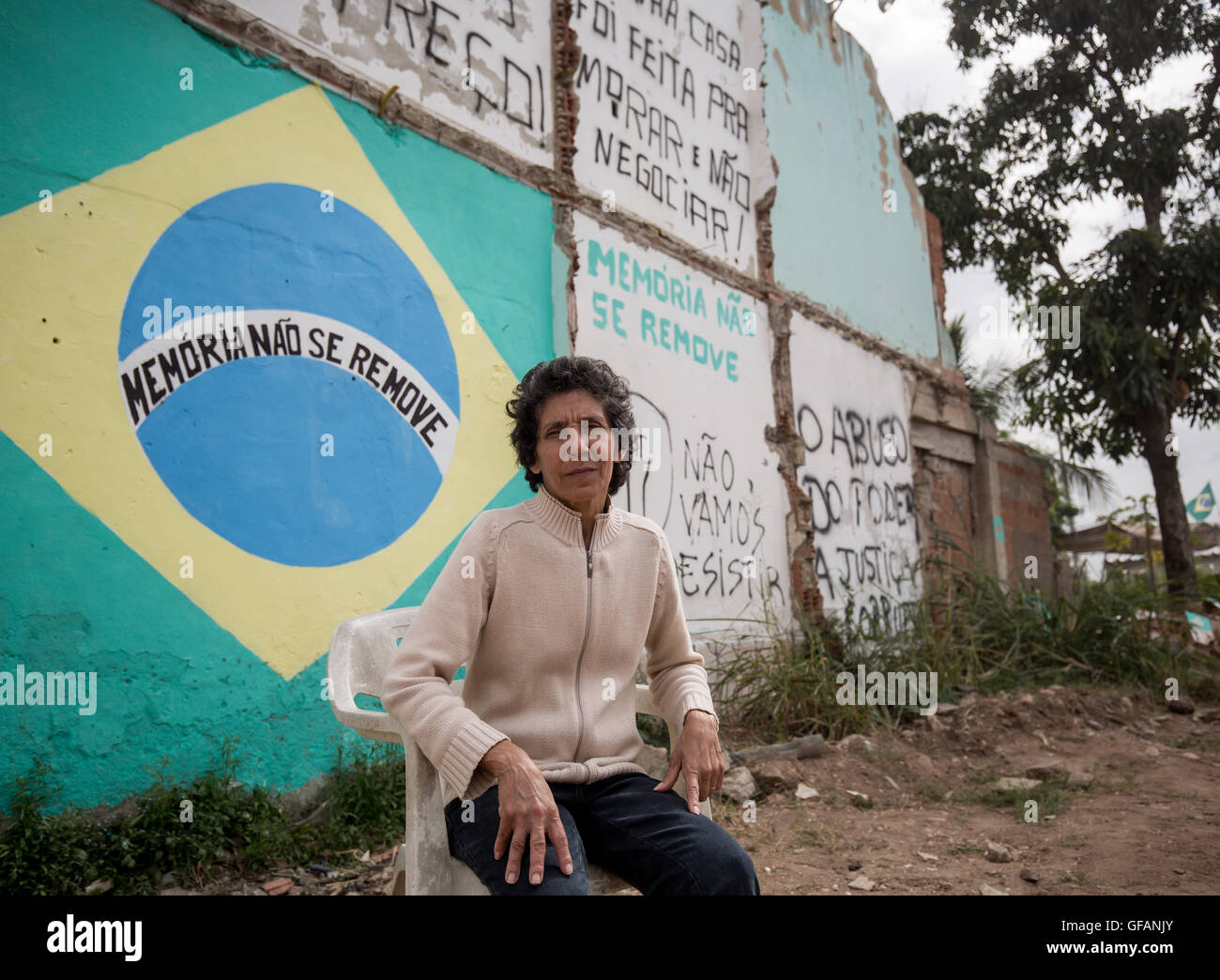 Favela brazil then and now hi-res stock photography and images - Alamy