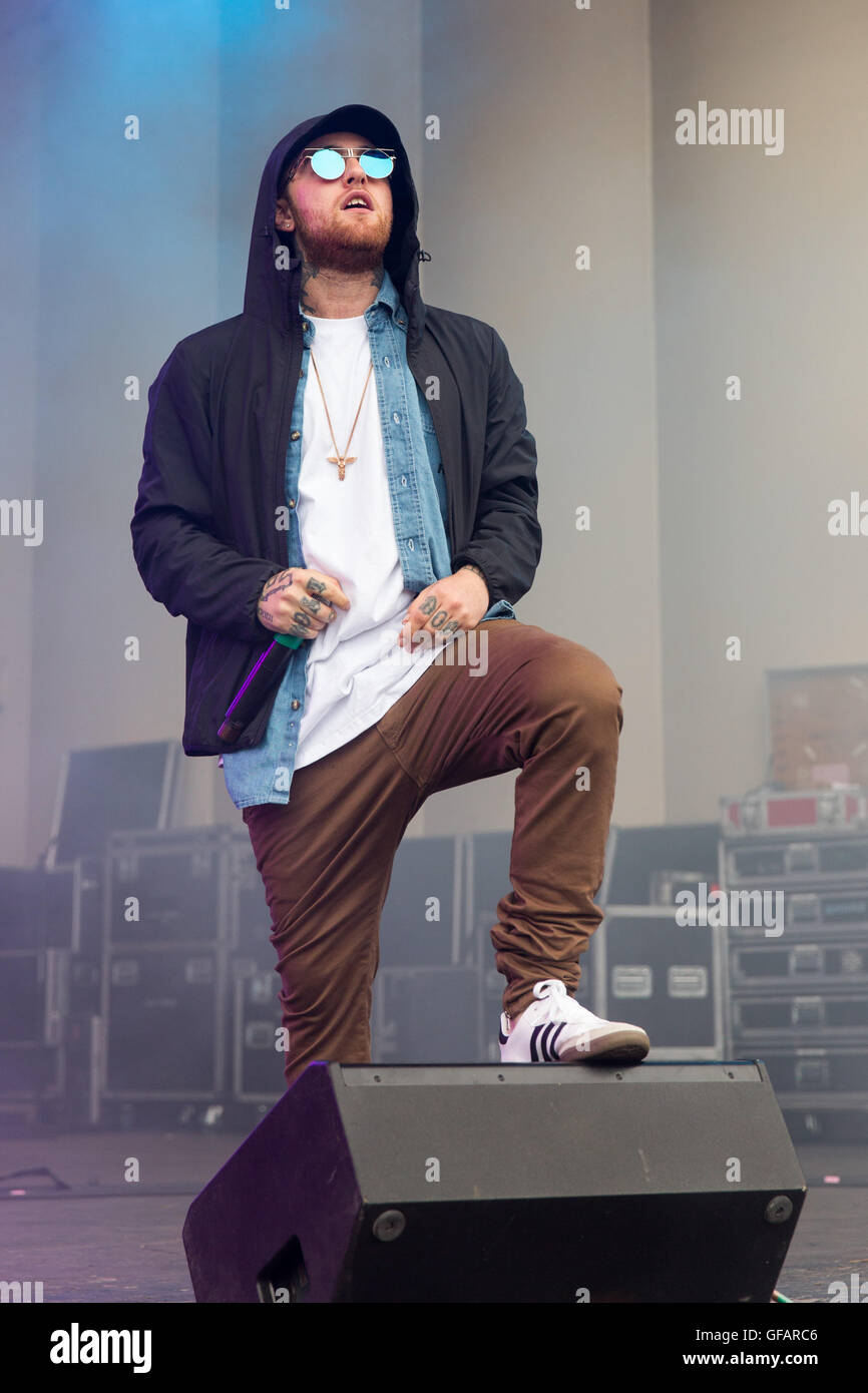 Chicago, Illinois, USA. 29th July, 2016. Rapper MAC MILLER performs ...