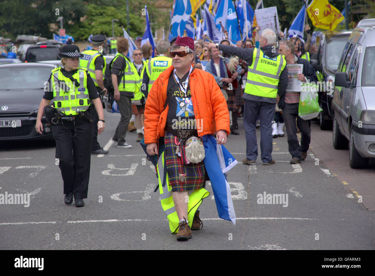 All under one banner independence march hi-res stock photography and ...