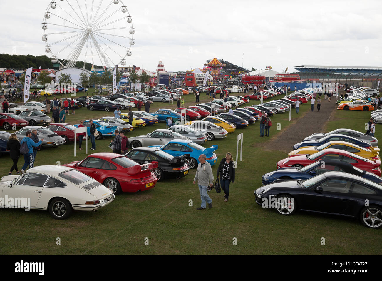 Silverstone village hi-res stock photography and images - Alamy