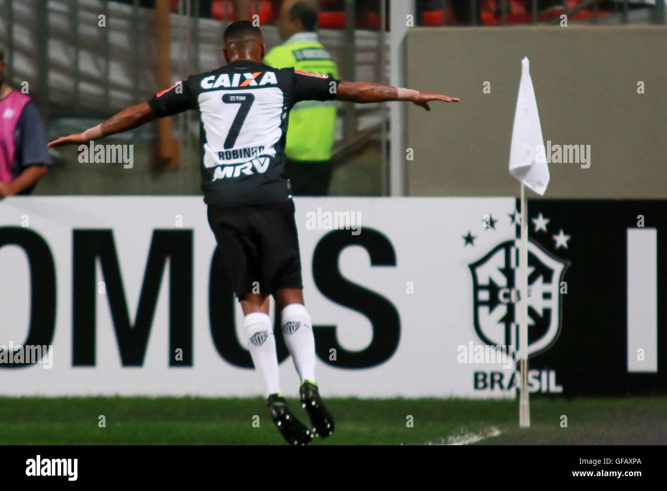Robinho scored the first goal of the athletic-MG for Atl?tico-MG x ...