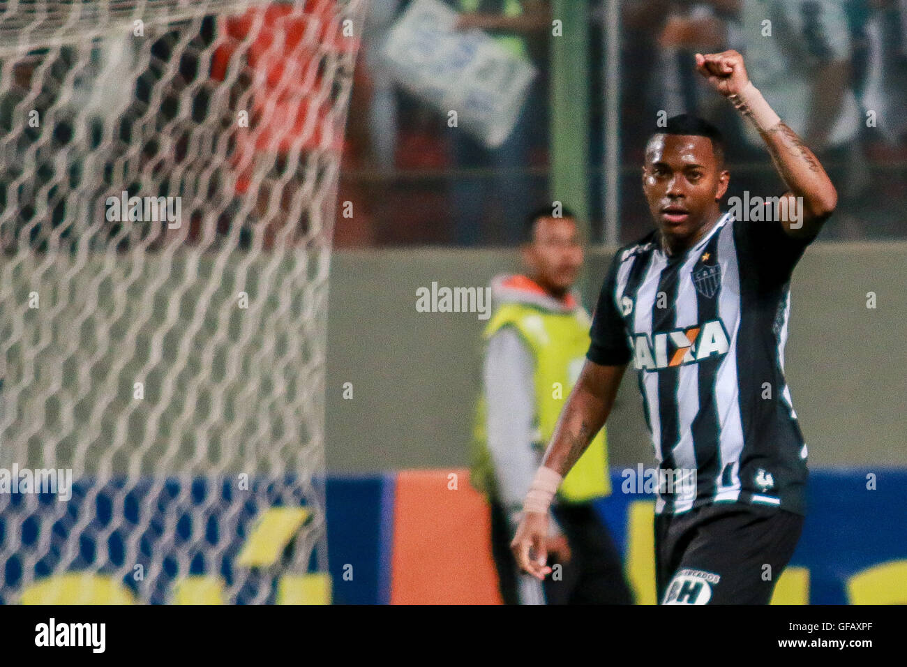 Robinho scored the first goal of the athletic-MG for Atl?tico-MG x ...