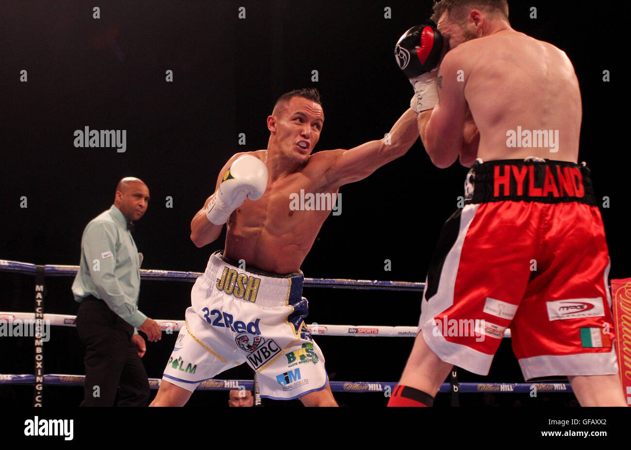 Boxing First Direct Arena High Resolution Stock Photography and Images ...