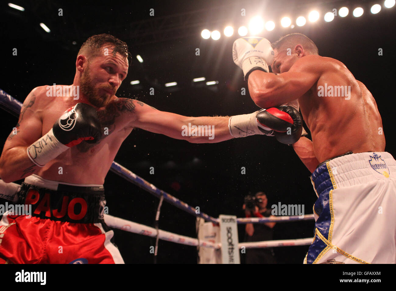 Boxing First Direct Arena High Resolution Stock Photography and Images ...