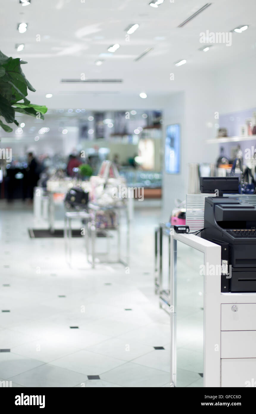 Interiors of a shopping mall Stock Photo - Alamy