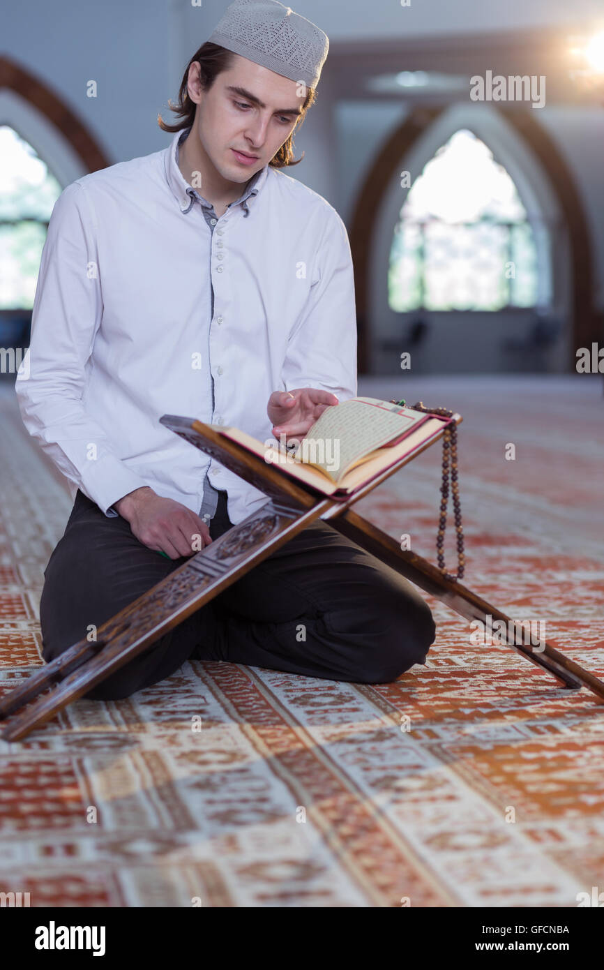 Muslim Praying In Mosque Stock Photo - Alamy