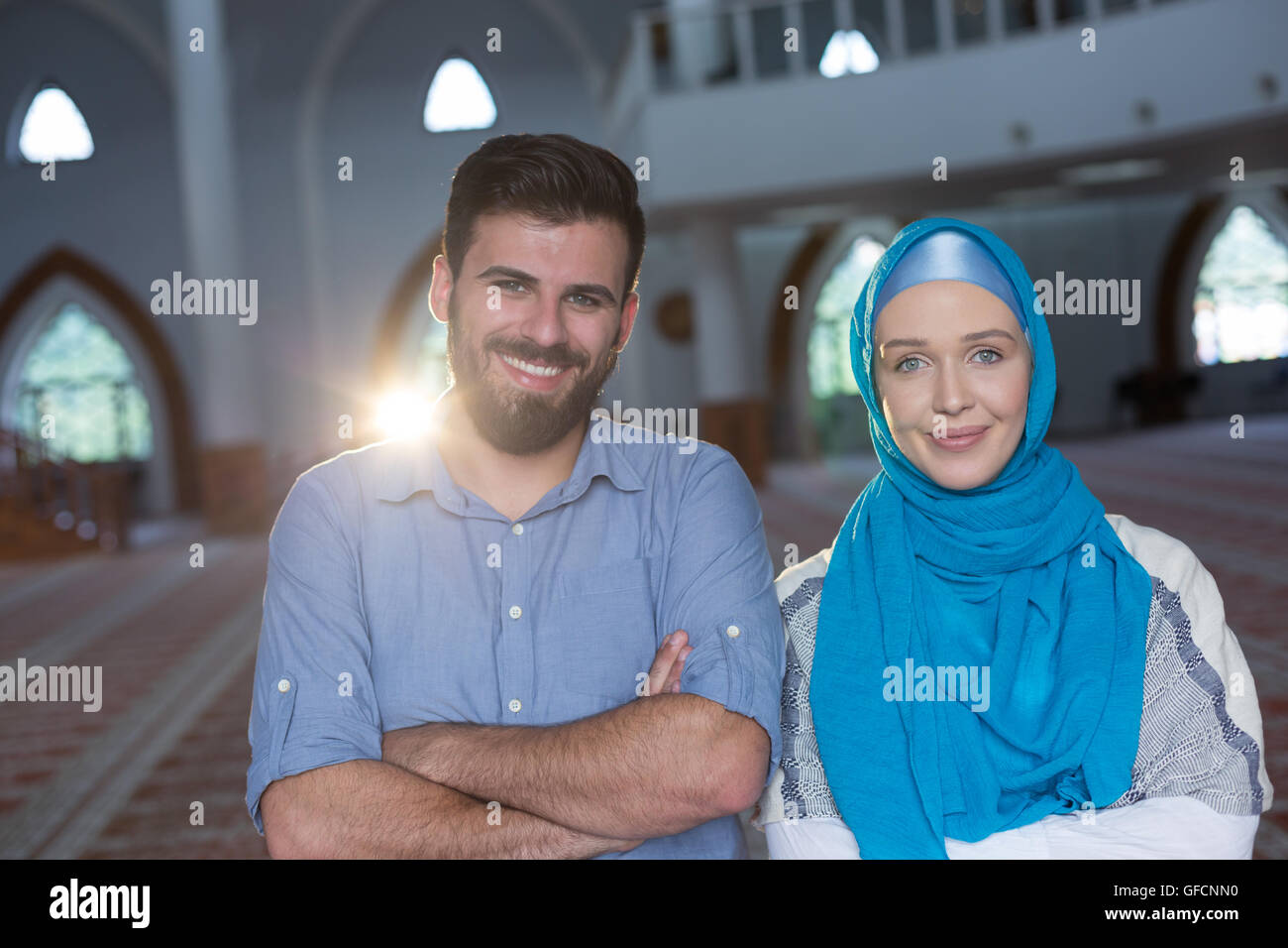 Arabic couple together Stock Photo - Alamy