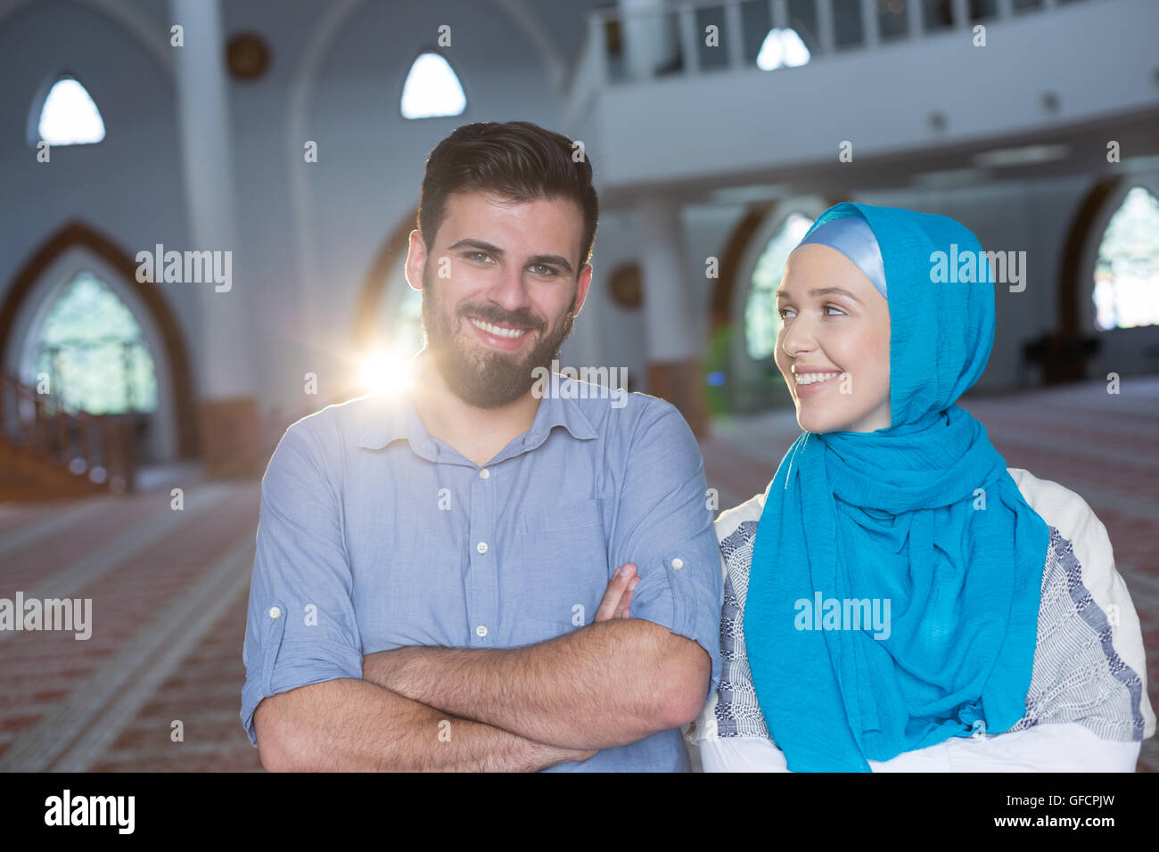 Arabic couple together Stock Photo - Alamy
