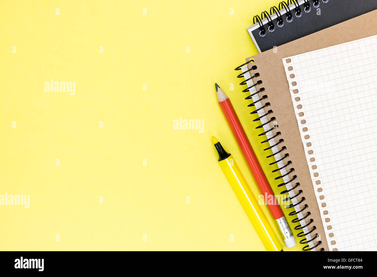Office notepad hi-res stock photography and images - Alamy