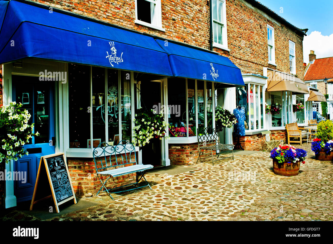 Cafe, Easingwold, Yorkshire Stock Photo - Alamy