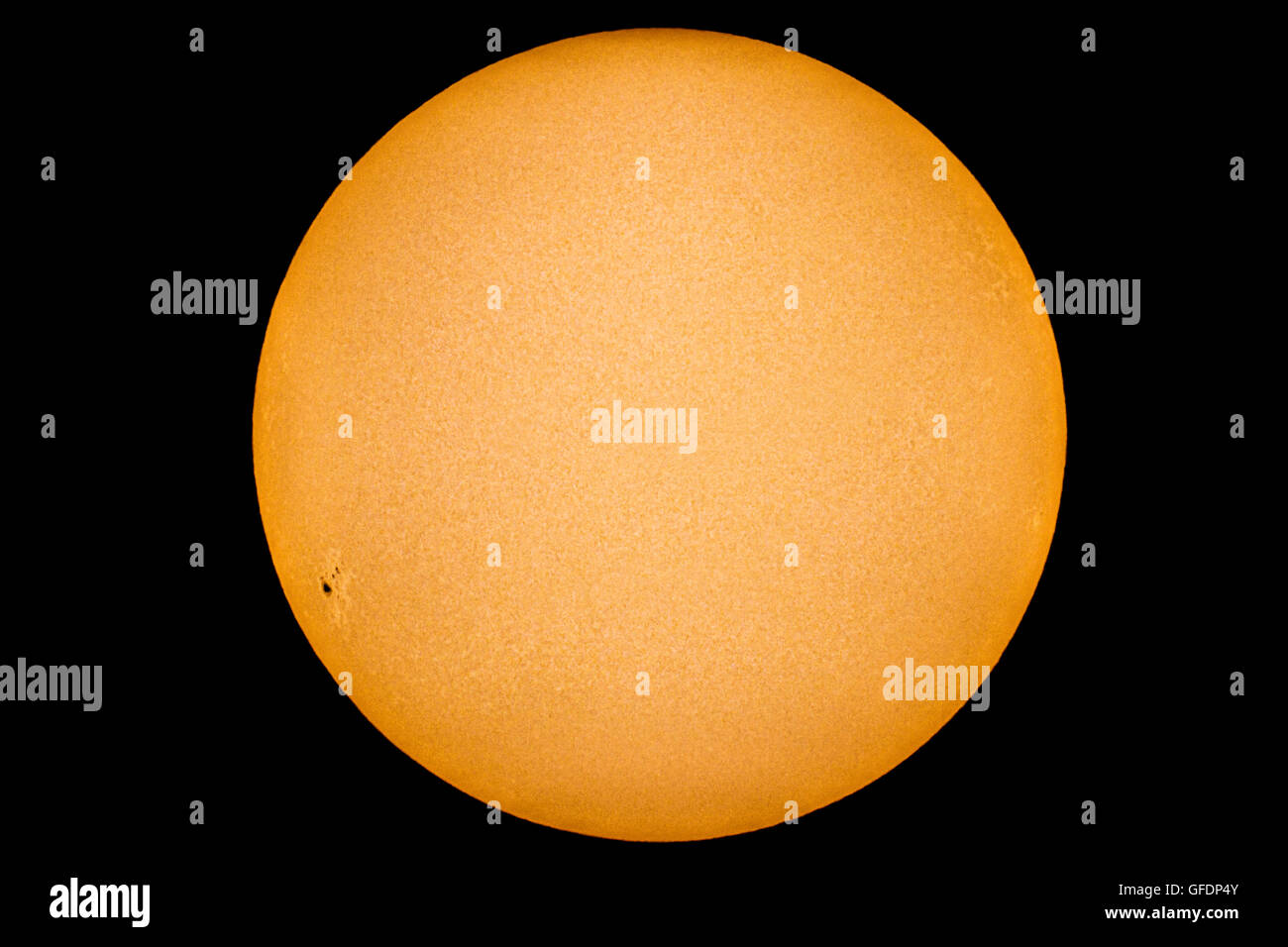 Solar observation filter hi-res stock photography and images - Alamy
