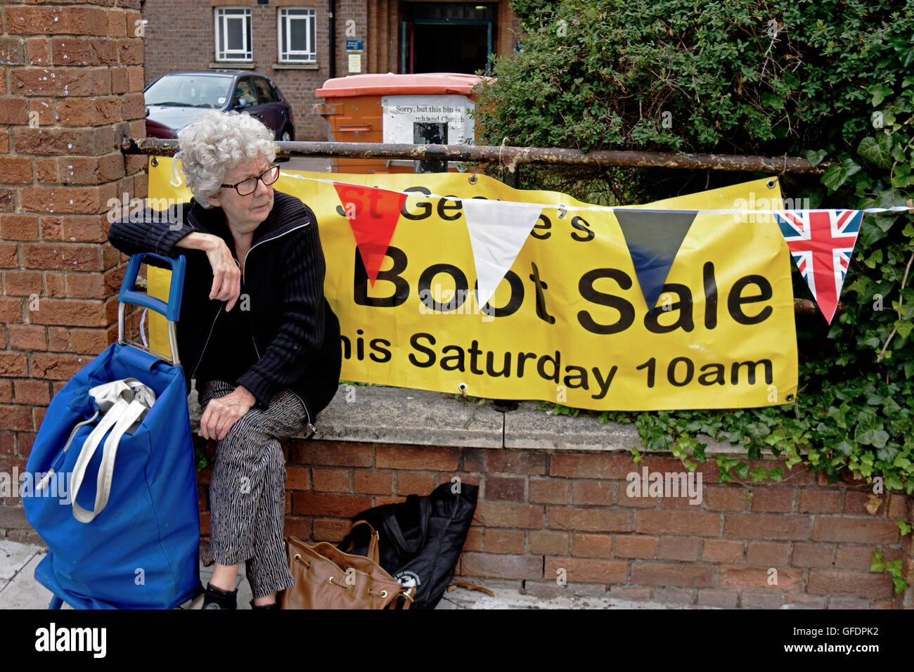 Car boot sale sign hi-res stock photography and images - Alamy