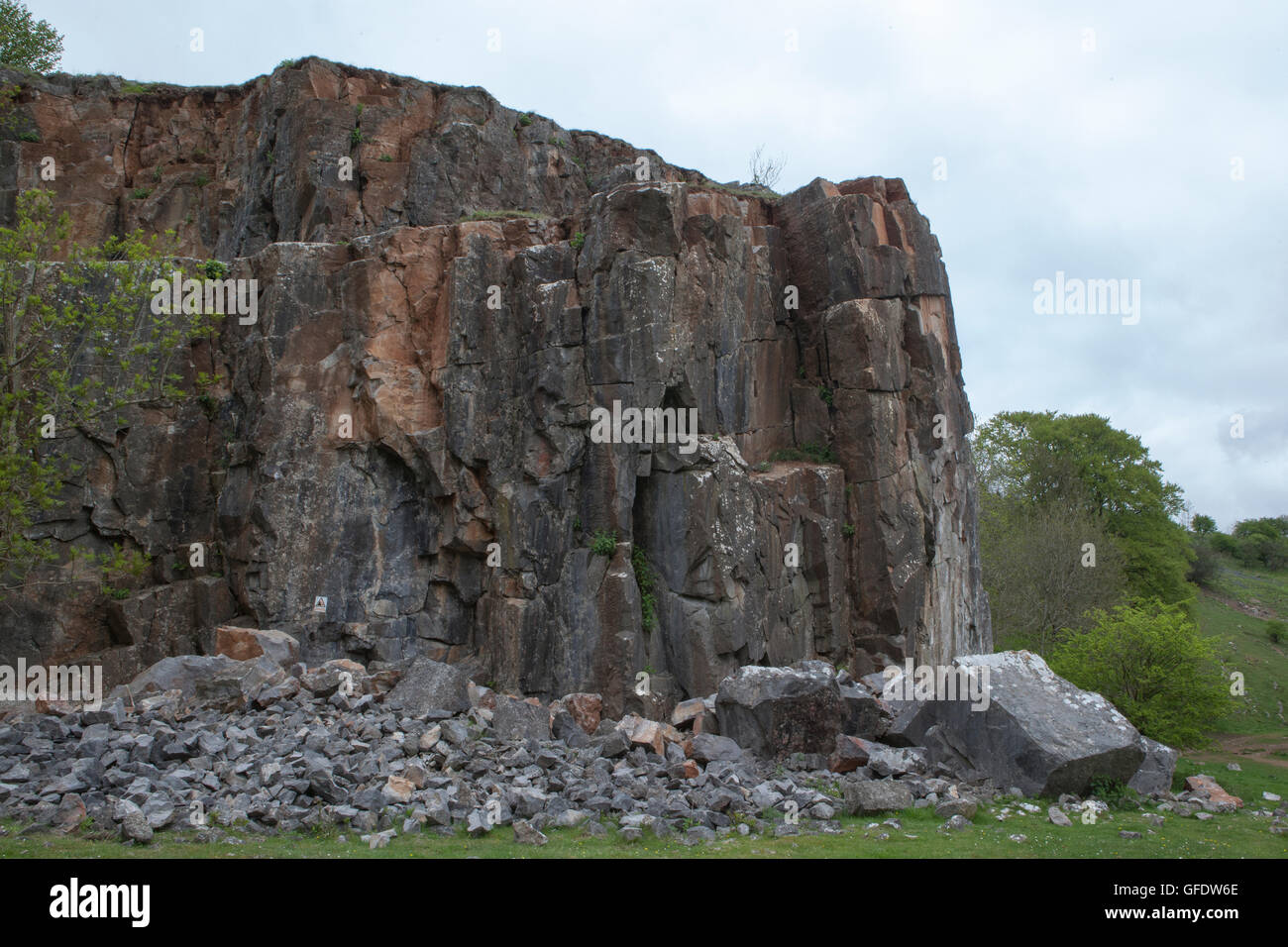 Limestone Cliffs at Cheddar Gorge Stock Photo - Alamy