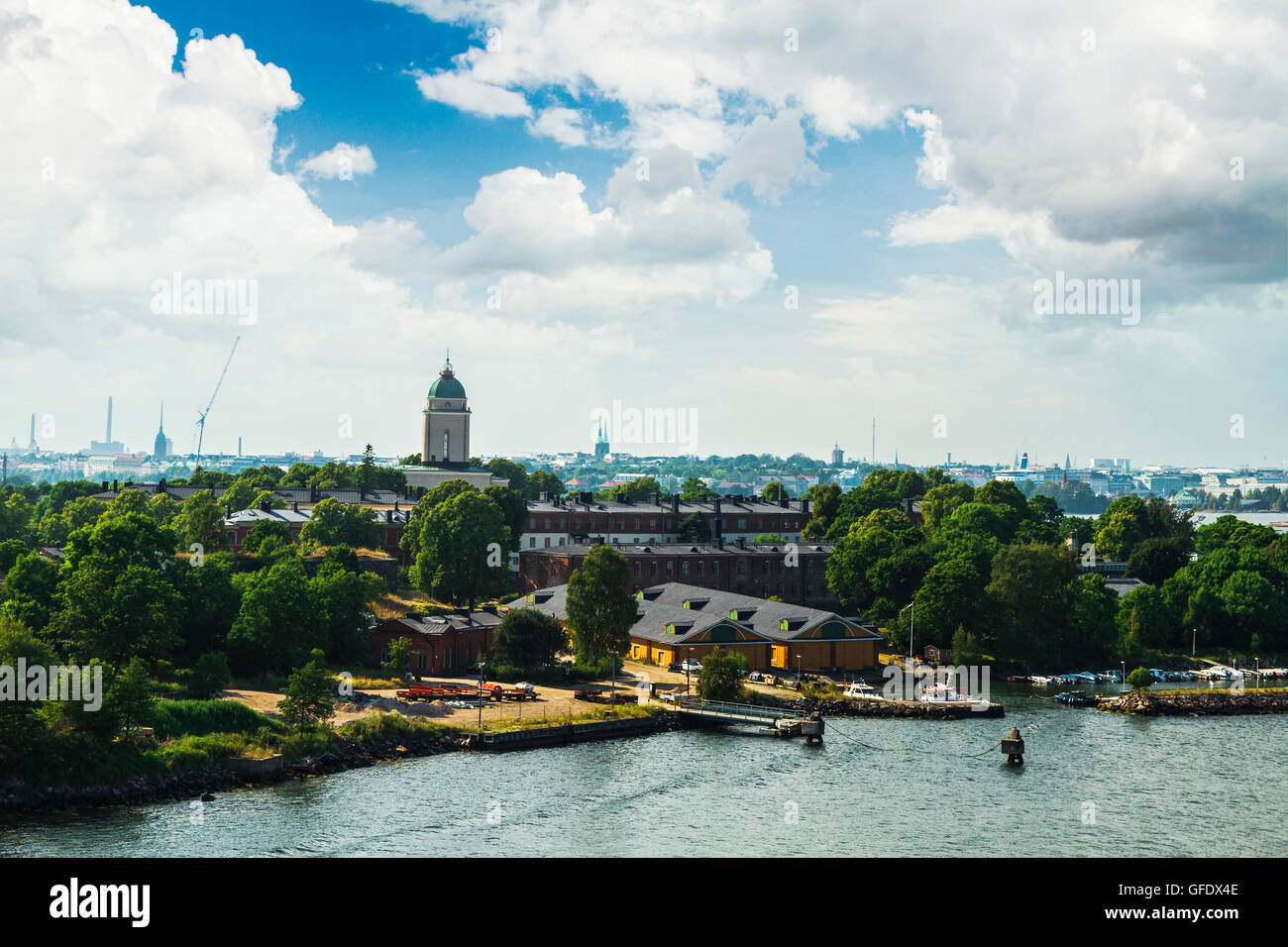 Helsinki transportation hi-res stock photography and images - Alamy