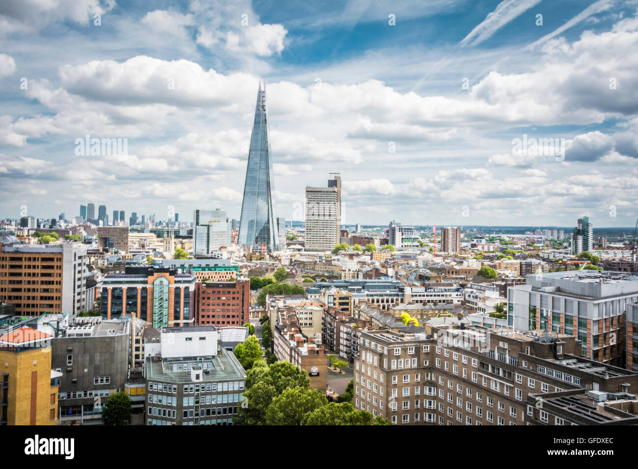 Londons skyline hi-res stock photography and images - Alamy