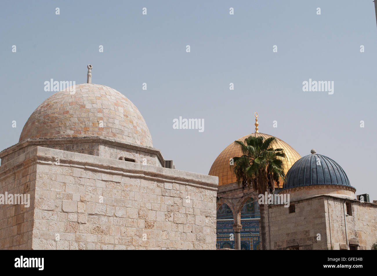 Jerusalem: mosques and view of the Dome of the Rock, the Islamic shrine ...
