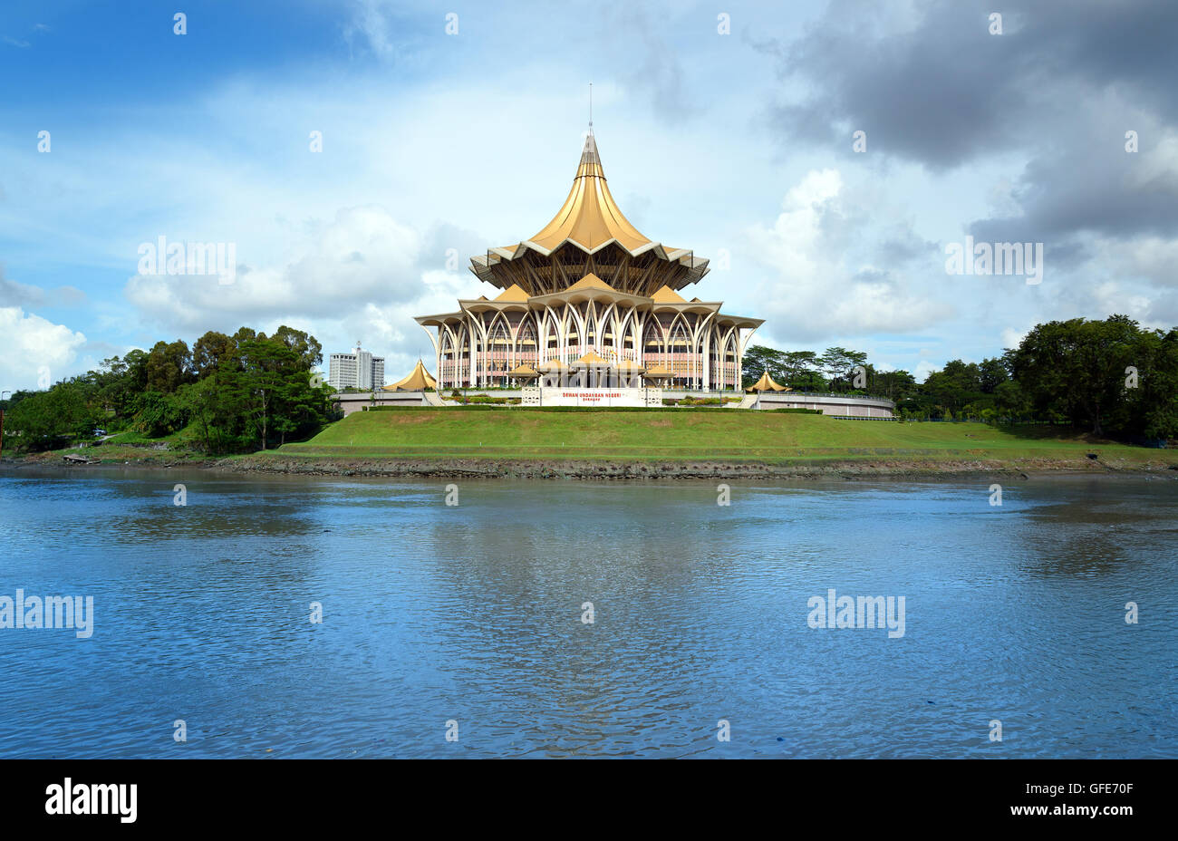 Sarawak State Legislative Assembly (Dewan Undangan Negeri)/Kuching ...