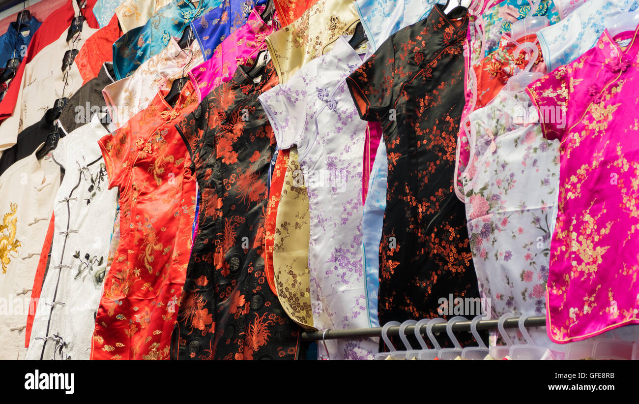 Chinese clothes hi-res stock photography and images - Alamy