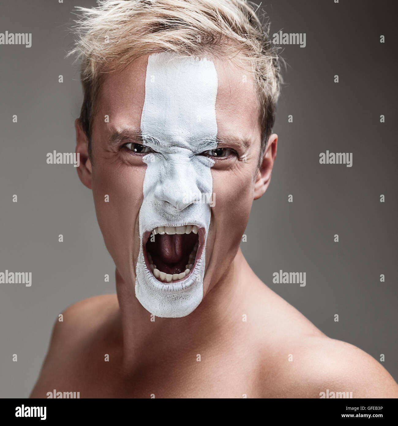 White paint painted line hi-res stock photography and images - Alamy