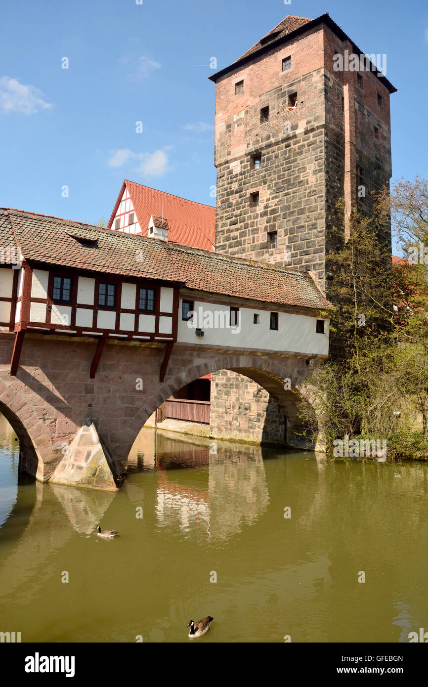 Covered Henkersteg bridge in Nuremberg, Germany Stock Photo - Alamy