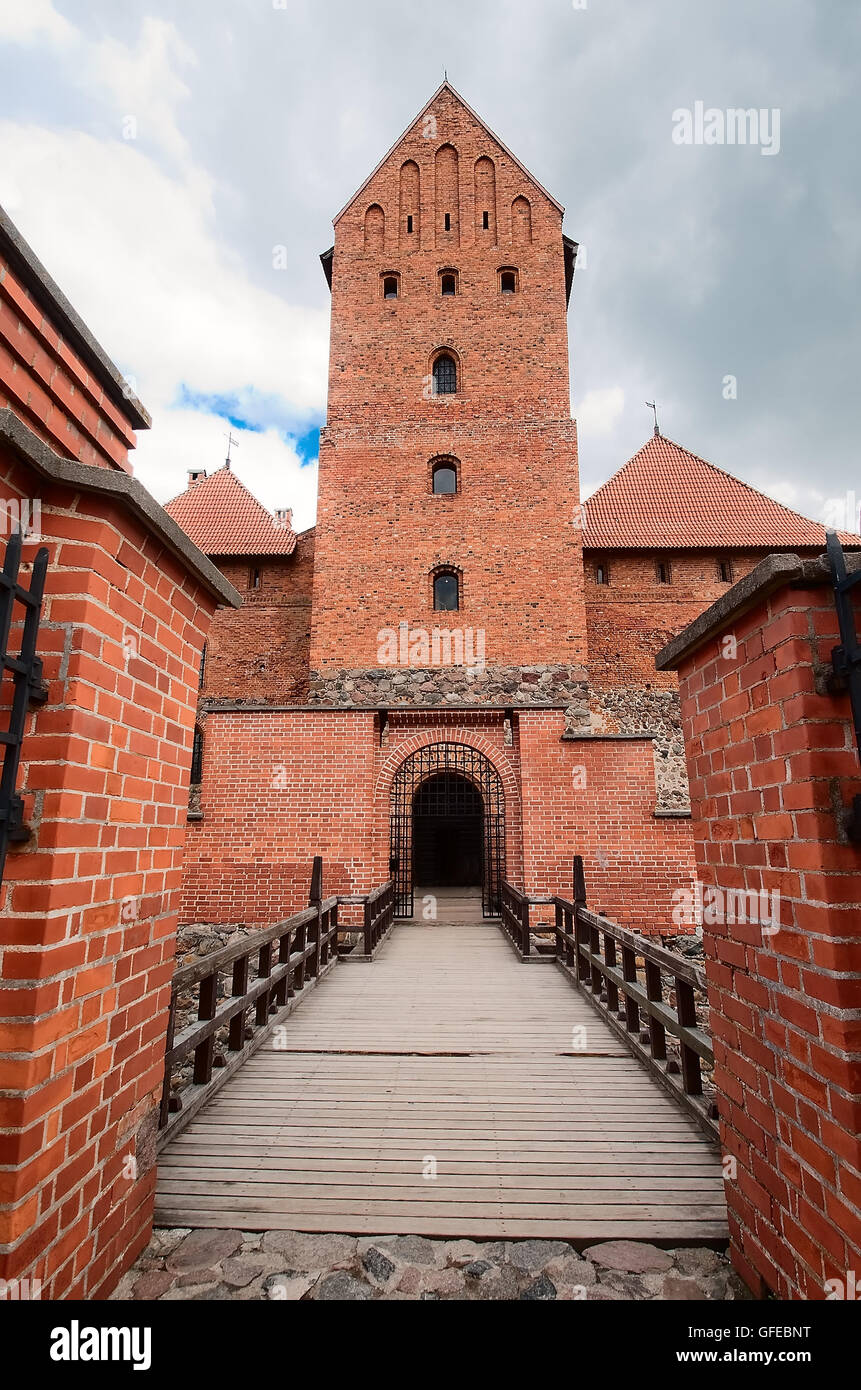 Entrance to the old brick castle in Trakai. Lithuania Stock Photo - Alamy