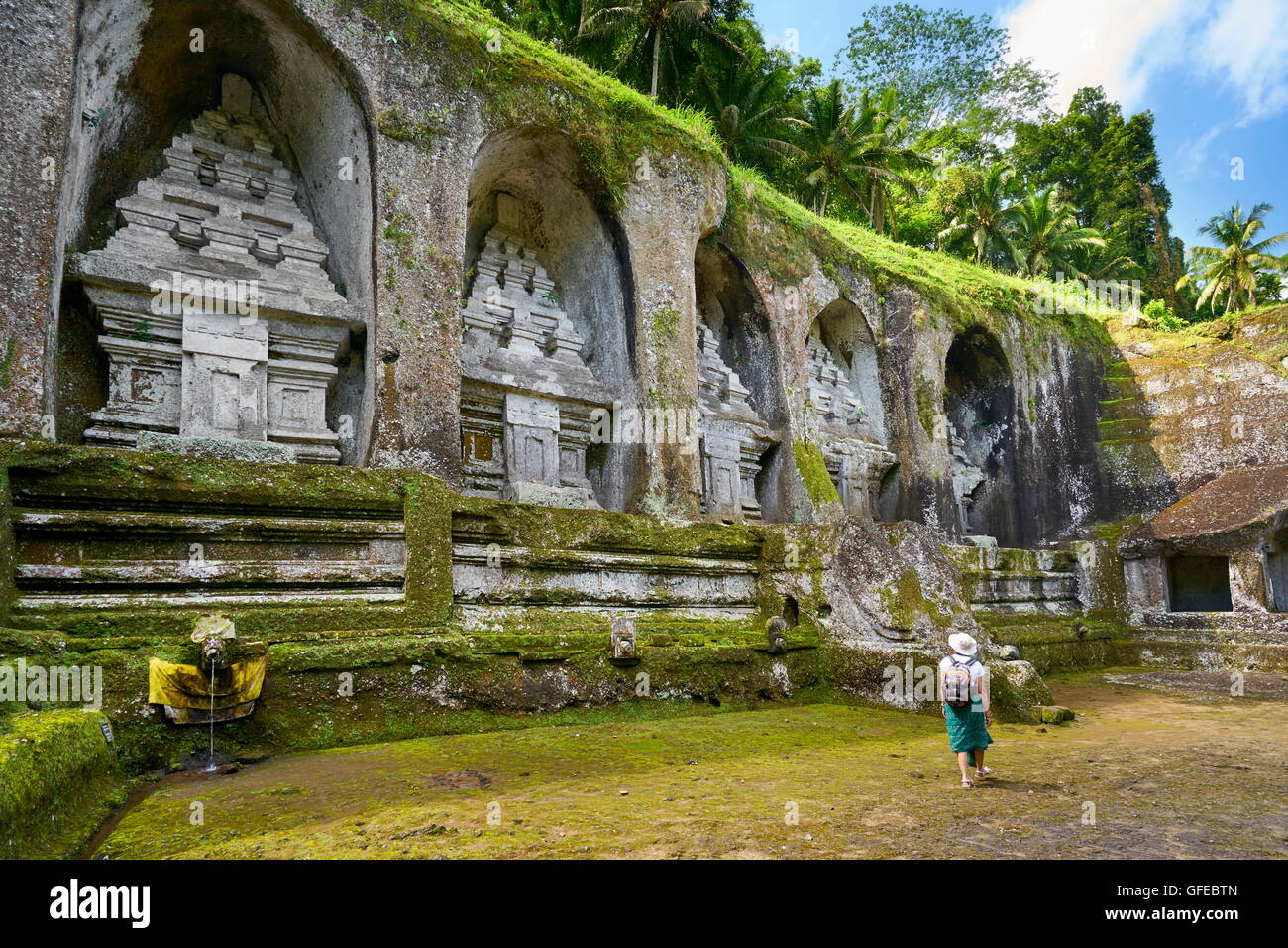Ancient royal tombs at Gunung Kawi Temple, Bali, Indonesia Stock Photo ...
