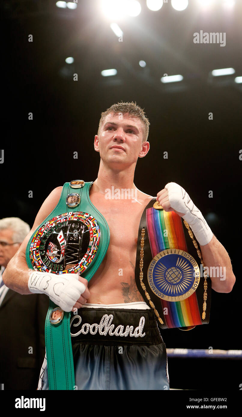 Luke Campbell celebrates victory over Argenis Mendez during the Vacant ...
