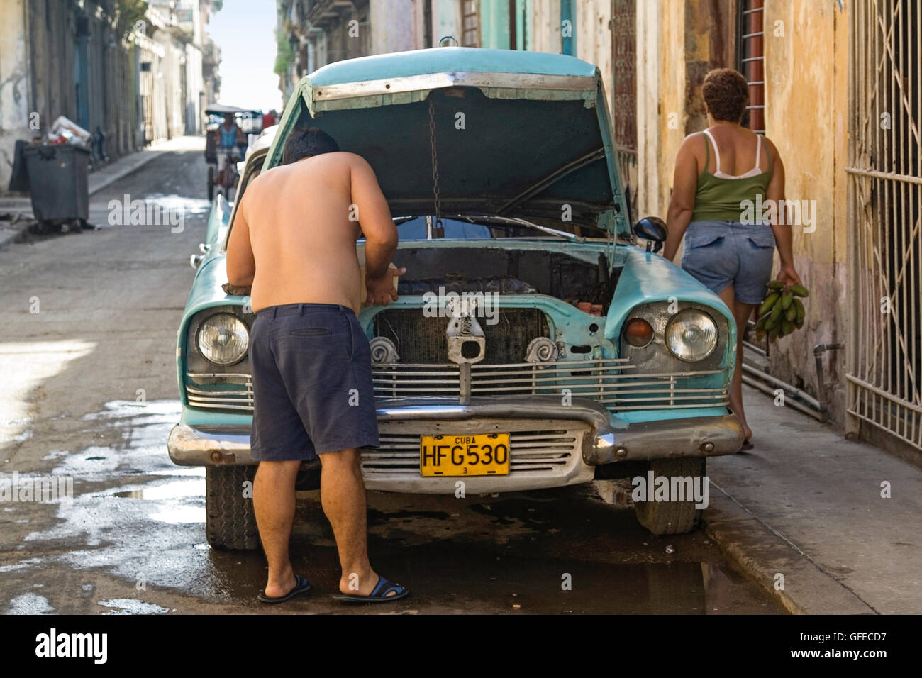 Street life people hi-res stock photography and images - Alamy