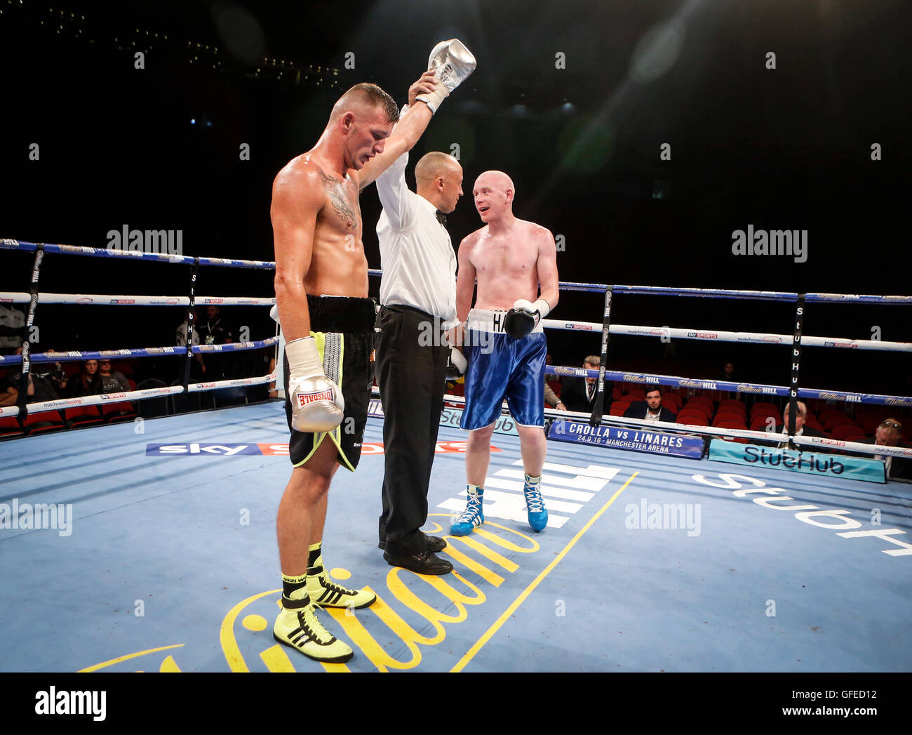 Darren Tetley celebrates beatinf Ryan Hardy following their ...