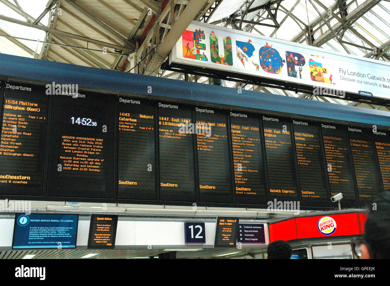 Train station electronic notice board hi-res stock photography and ...