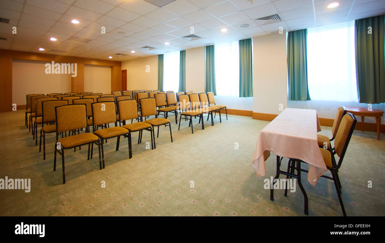 Modern conference hall hi-res stock photography and images - Alamy