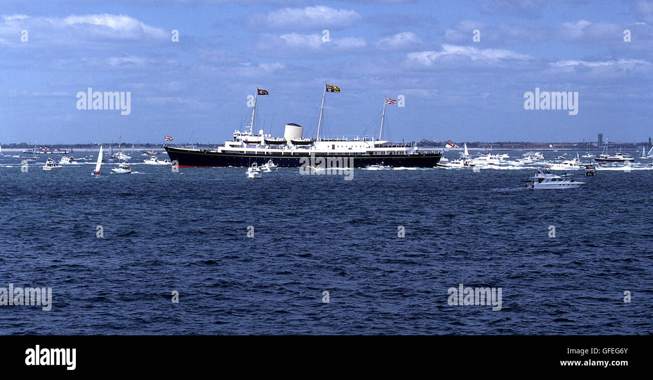 AJAXNETPHOTO - JUNE, 1994. SPITHEAD, ENGLAND. - QUEEN REVIEWS ANNIVERSARY FLEET - THE ROYAL ...