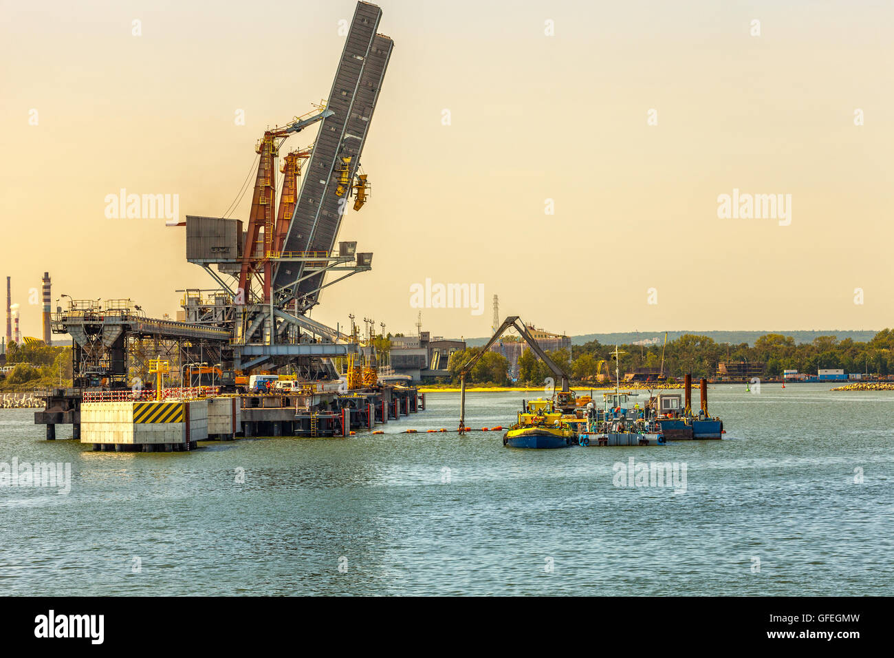 Dredging port docks hi-res stock photography and images - Alamy