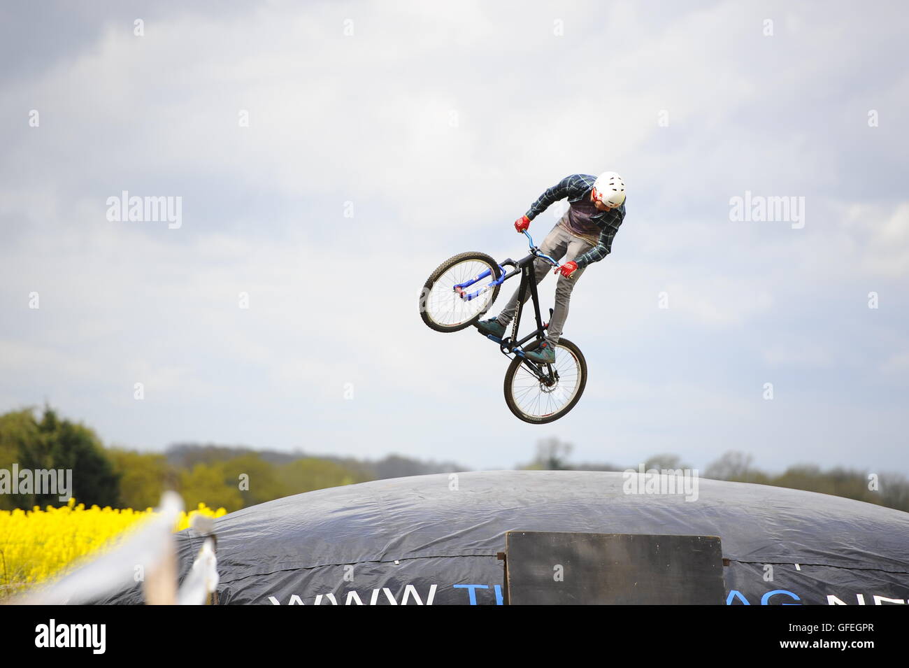 Mountain Biking, Chicksands, Bedfordshire Stock Photo - Alamy