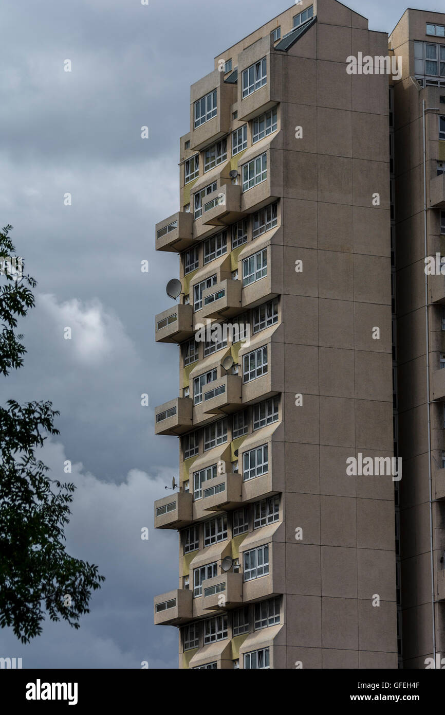 Beckett House: fine example of post-war brutalist concrete architecture ...