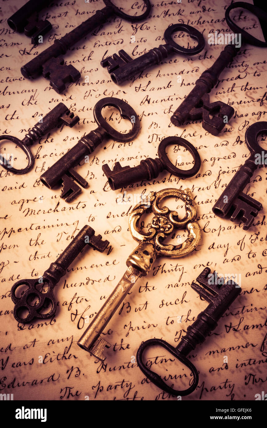 Old keys hi-res stock photography and images - Alamy