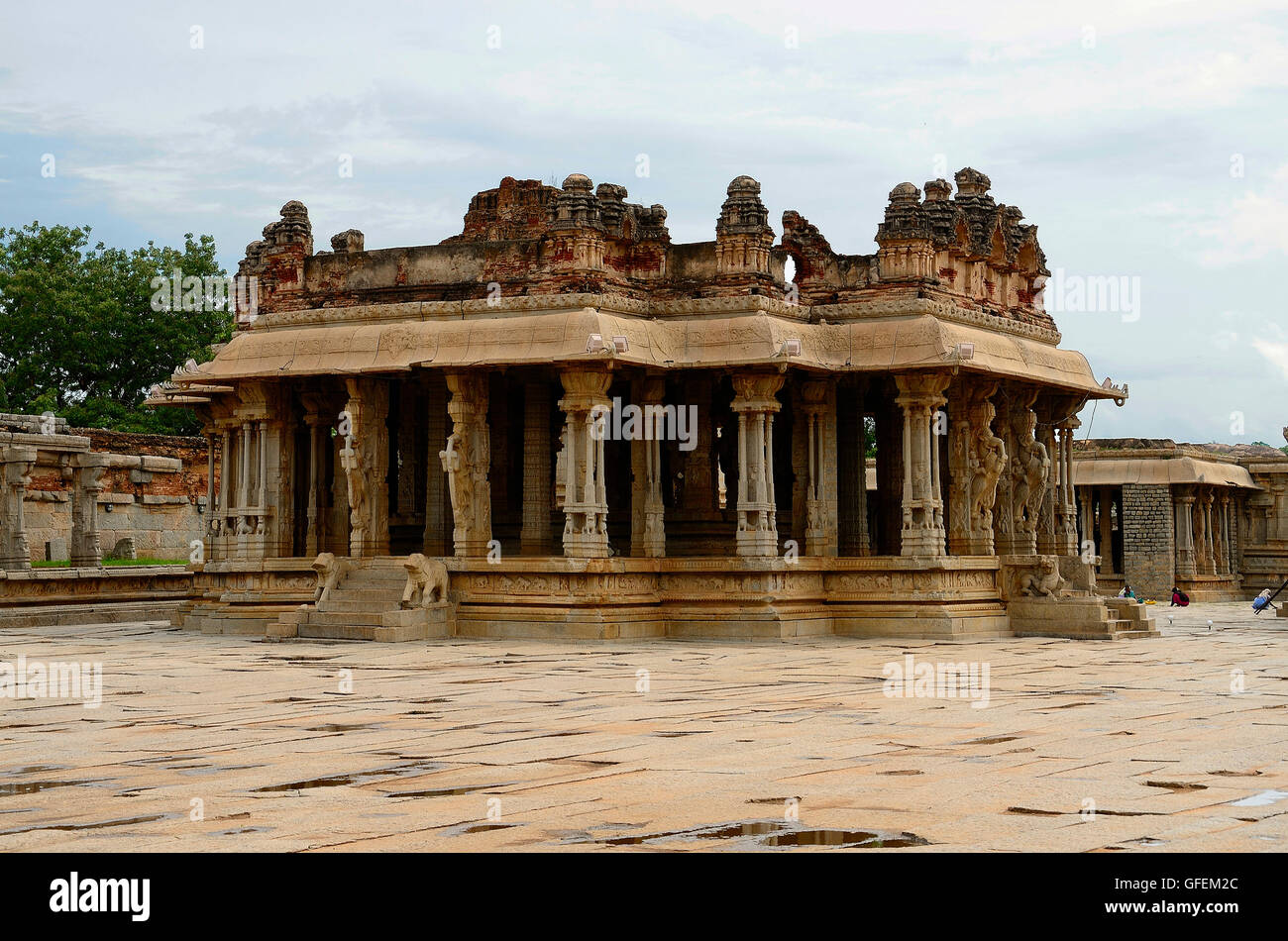 Vitthala Temple Complex, Hampi, Karnataka, India Stock Photo - Alamy