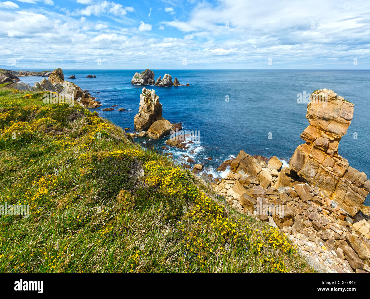 Atlantic ocean rocky coastline near Portio Beach (Pielagos, Cantabria ...