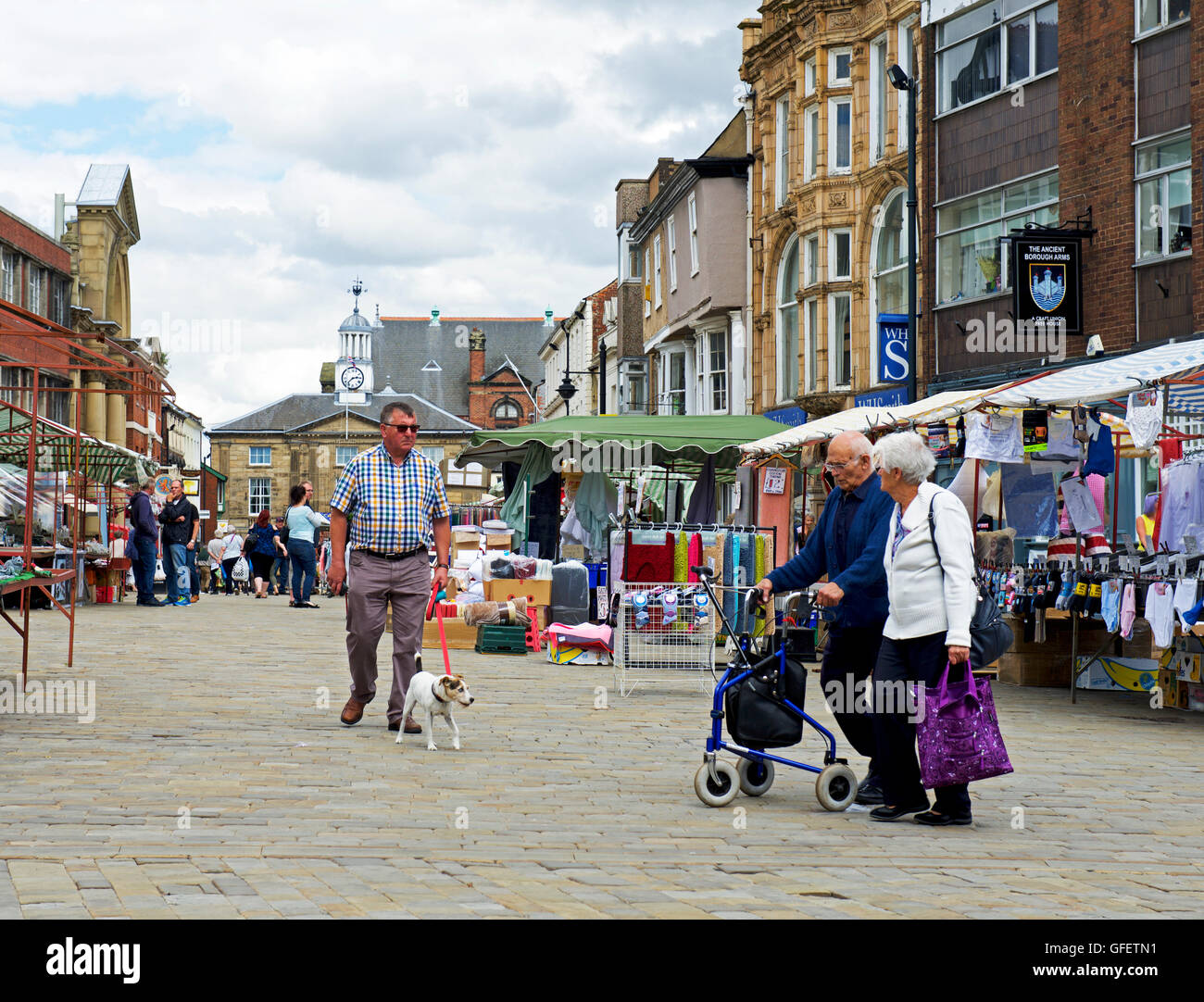 Street market in Pontefract, West Yorkshire, England UK Stock Photo - Alamy