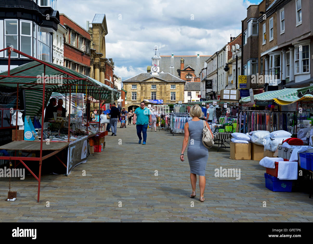 Street market in Pontefract, West Yorkshire, England UK Stock Photo - Alamy