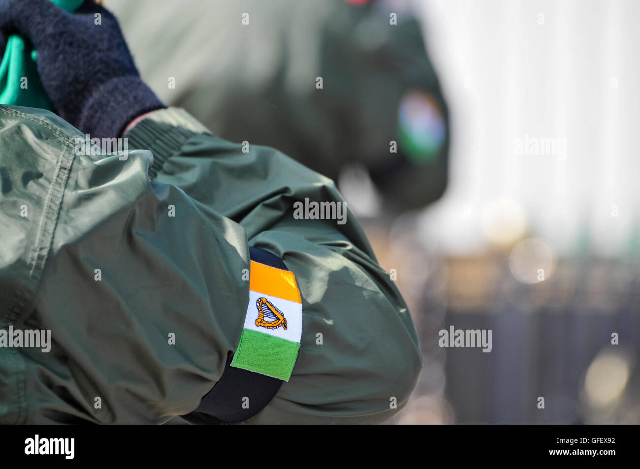 Masked paramilitaries hi-res stock photography and images - Alamy