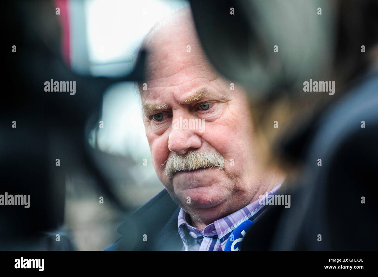 Representing paramilitary loyalism hi-res stock photography and images ...