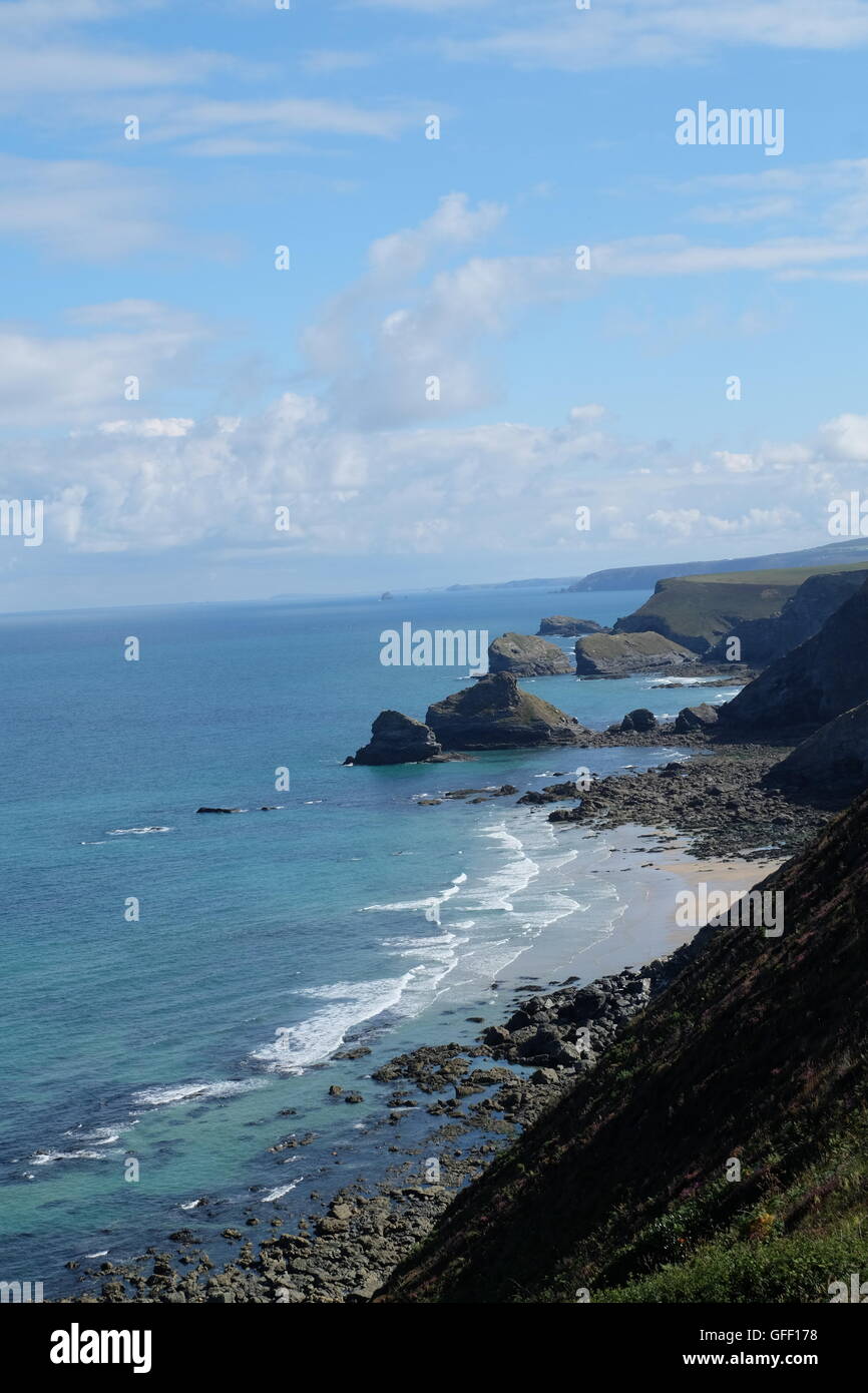 Cornish cliffs rocks hi-res stock photography and images - Alamy