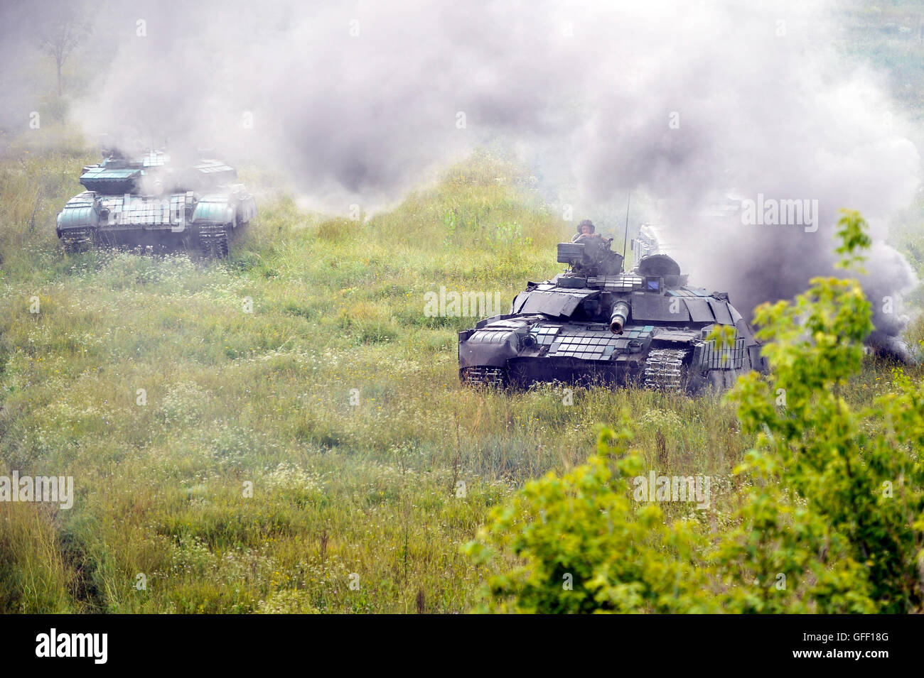 Main battle tank firing range hi-res stock photography and images - Alamy