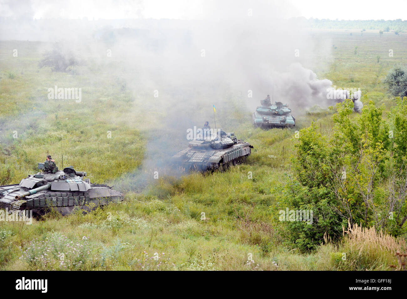 Military Tank Firing Stock Photos & Military Tank Firing Stock Images ...